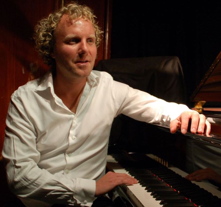 Alex Hutton Trio play Latin Jazz | Norden Farm | Jazz In Reading